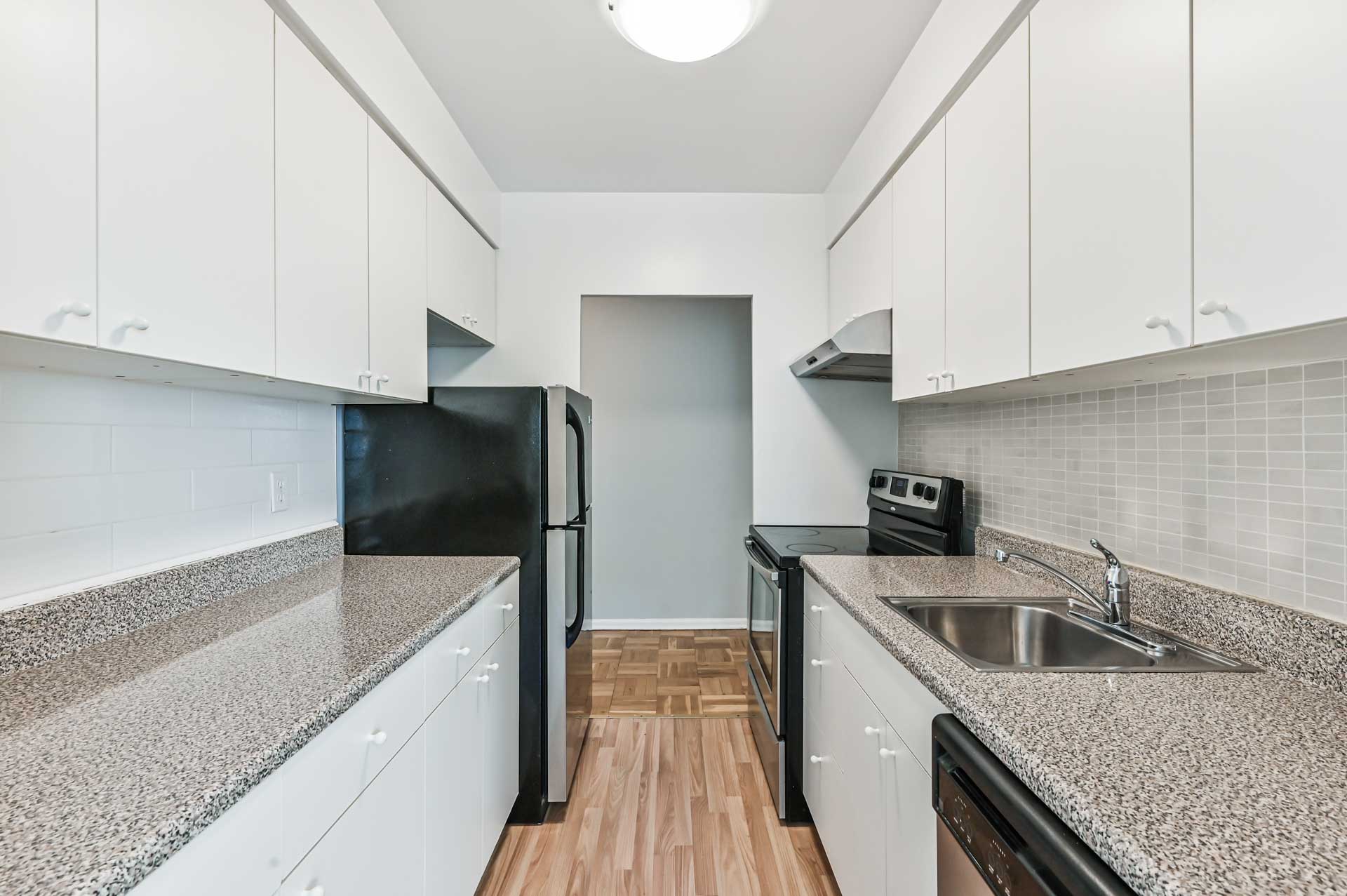 Rosedale Rental Apartments - Hollyburn Properties